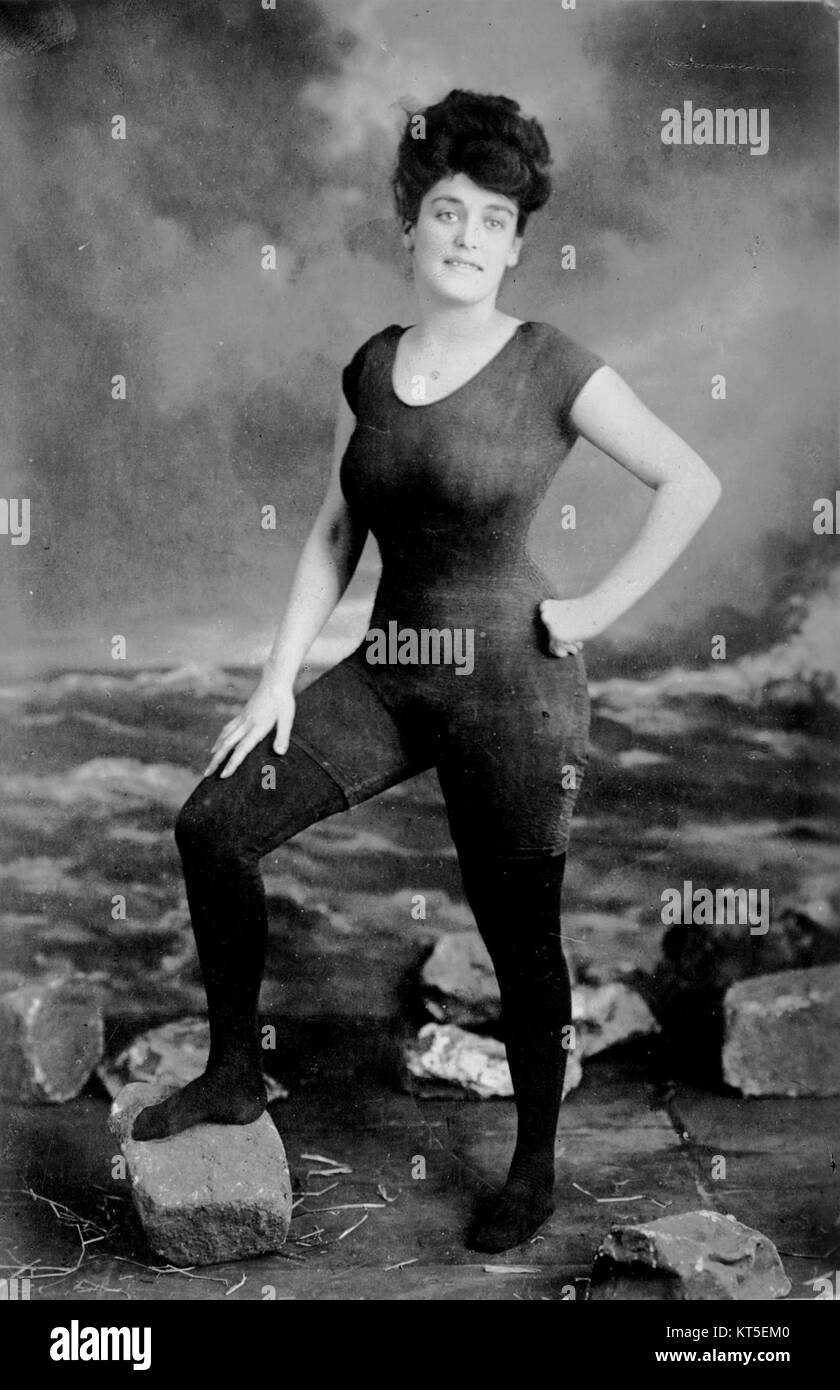 Annette Kellerman was a pioneering Australian swimmer, known for her ...