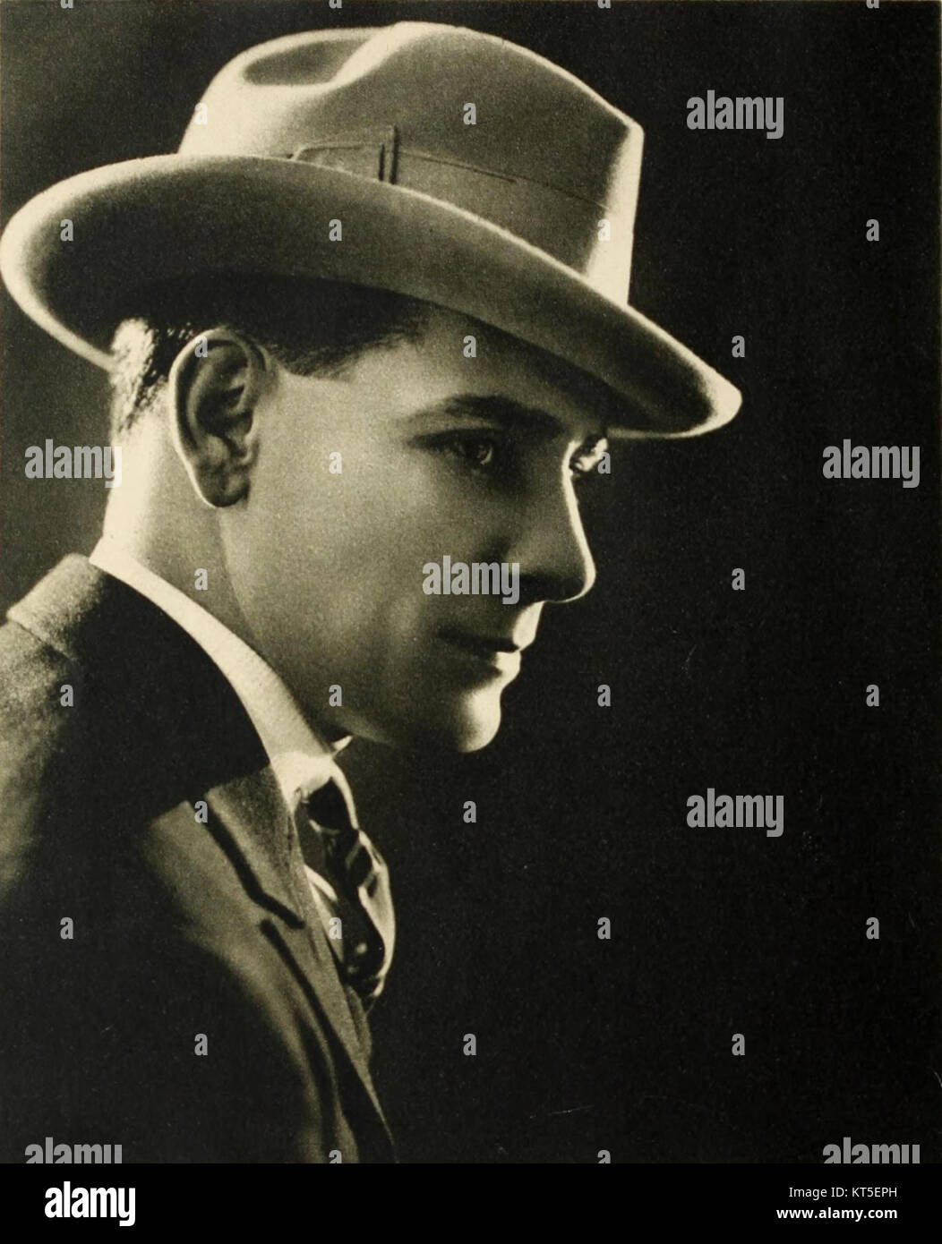 Ronald colman hi-res stock photography and images - Alamy