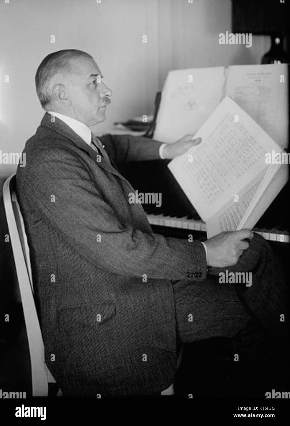 Rudolph ganz Black and White Stock Photos & Images - Alamy
