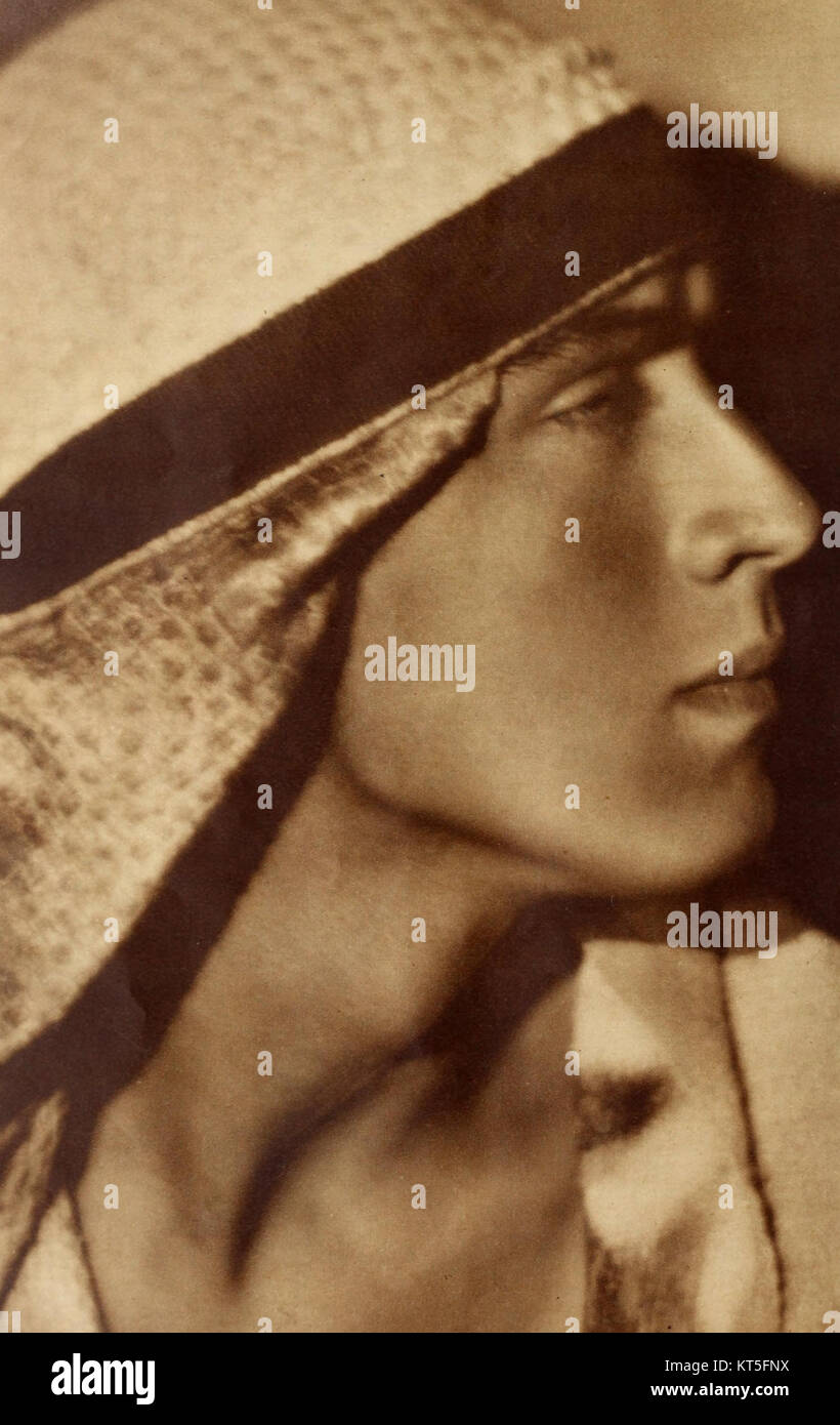 This magazine cover from Radio Digest, dated October 1931, features a ...