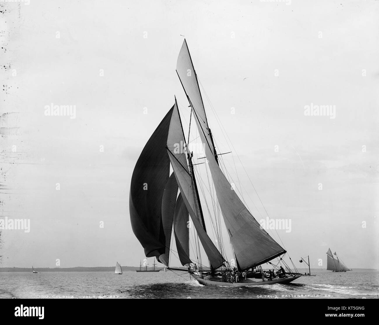 Crew recreation Black and White Stock Photos & Images - Alamy