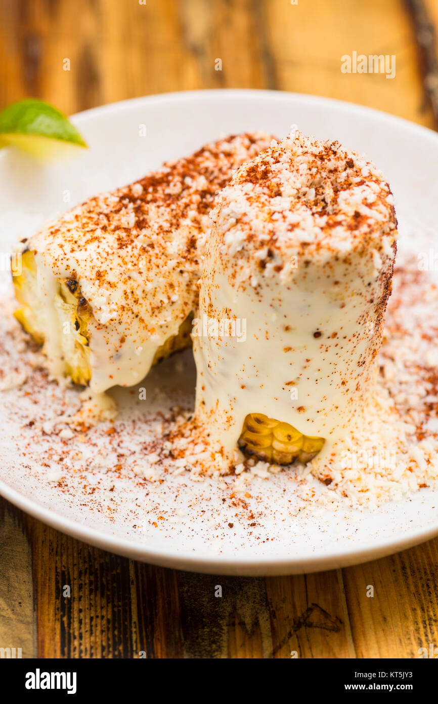 Mexican street corn hi-res stock photography and images - Alamy