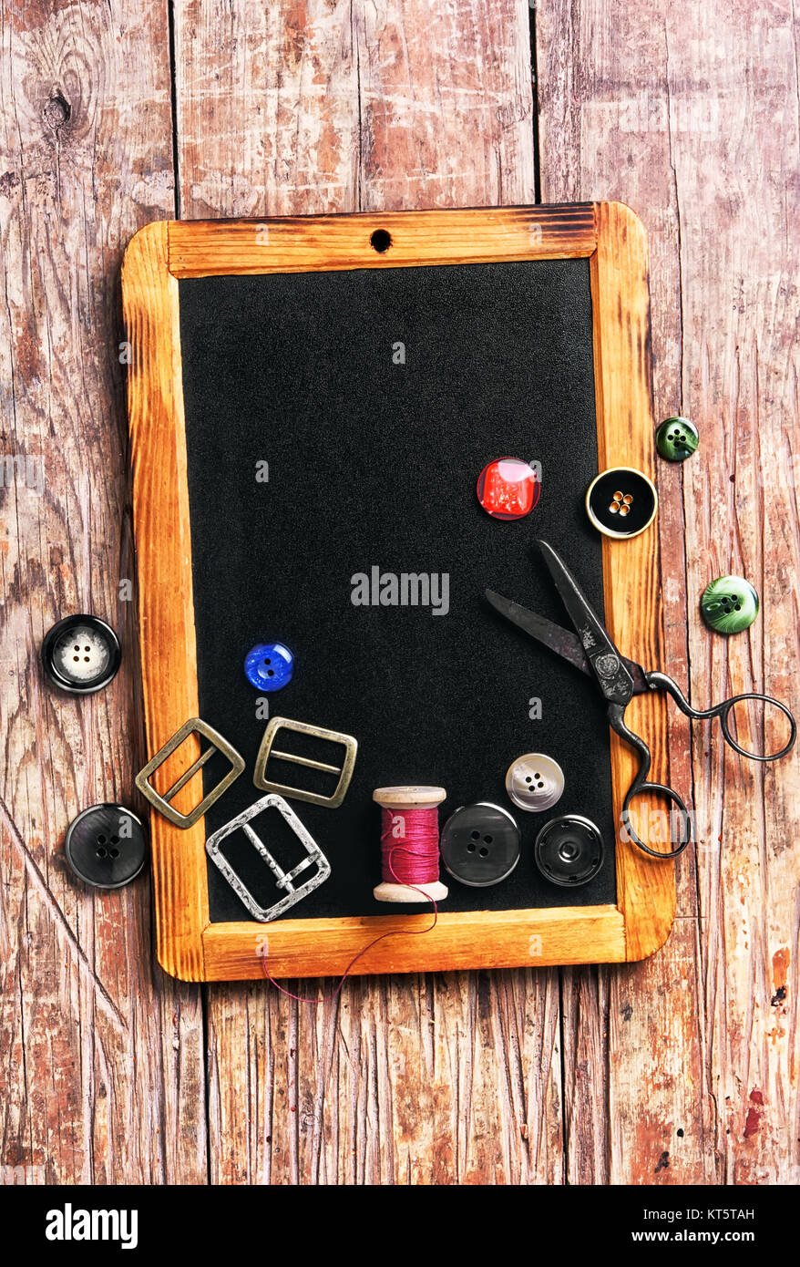 Sewing thread and buttons Stock Photo - Alamy