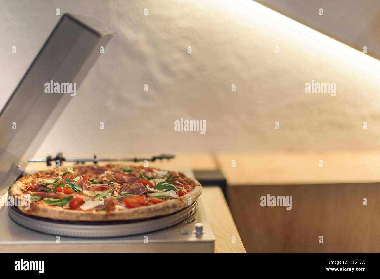 Pizza eating record hi-res stock photography and images - Alamy