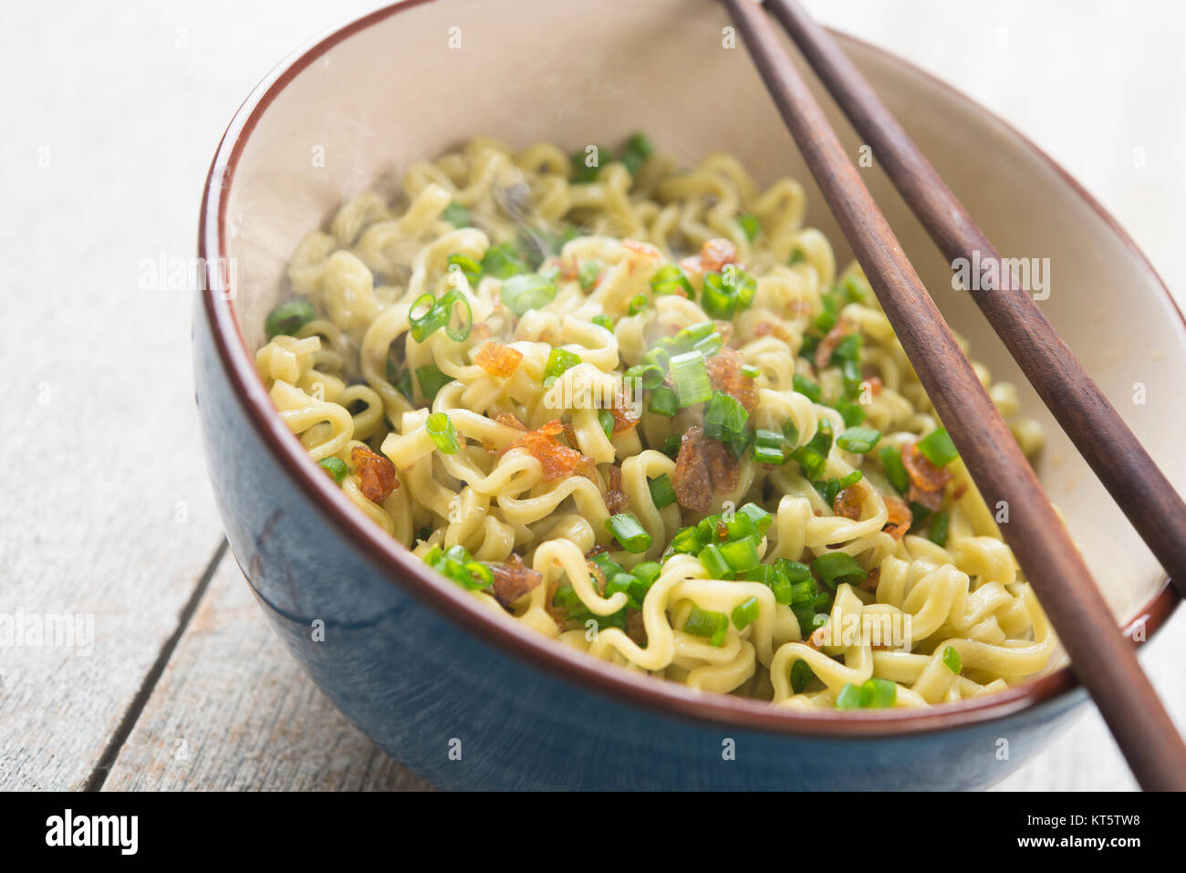 Asian dried ramen noodles close up Stock Photo - Alamy