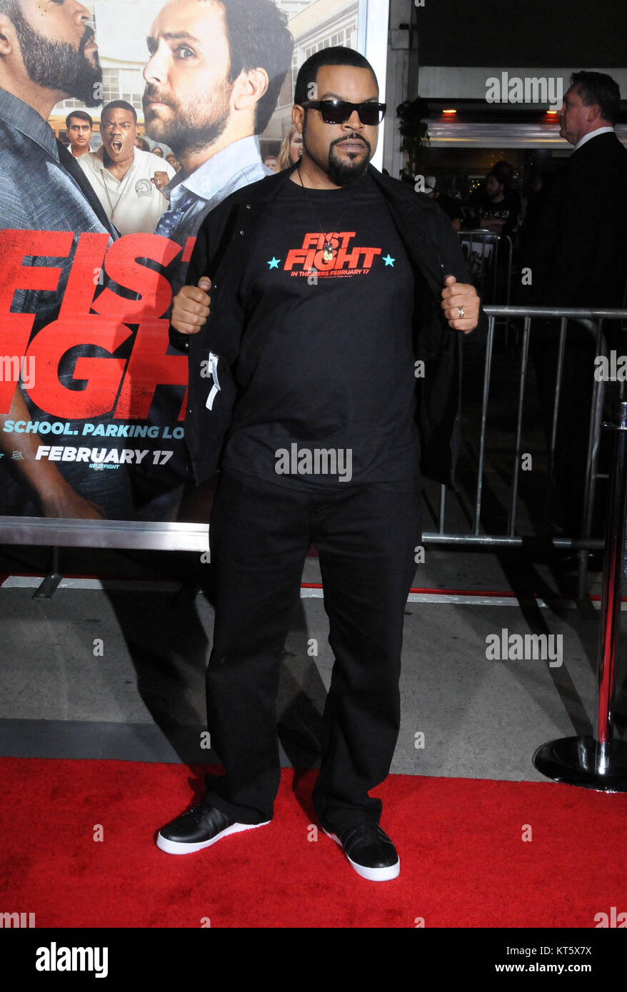 LOS ANGELES, CA - FEBRUARY 13: Rapper Ice Cube attends the world ...