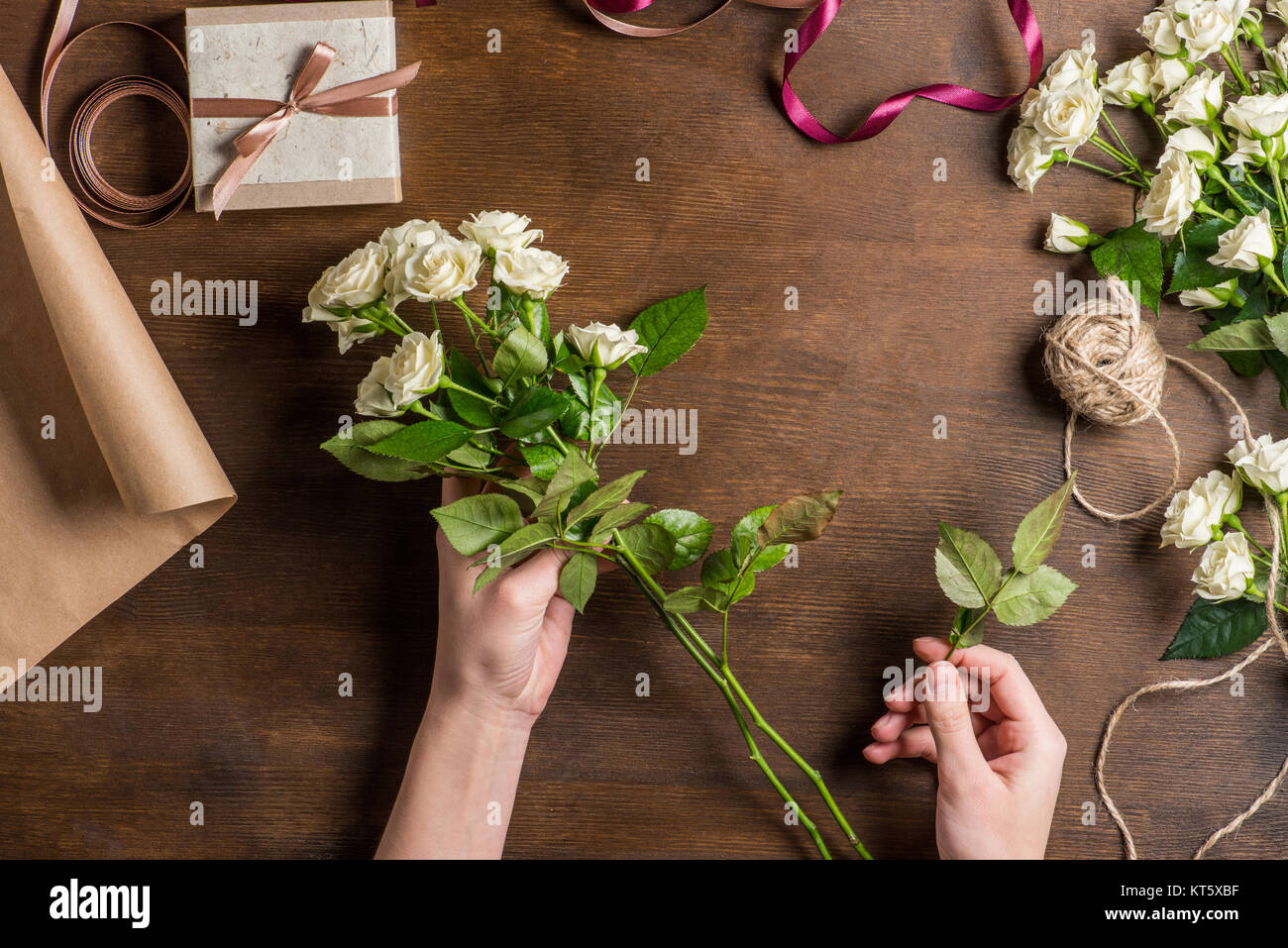 hands holding roses Stock Photo - Alamy