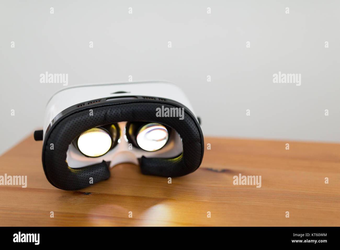 VR playing video and putting on table Stock Photo - Alamy