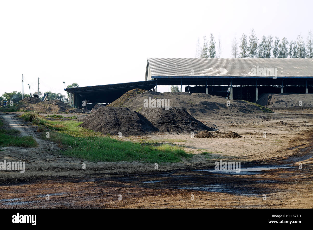 industry excavation mineral soil digging shed Stock Photo - Alamy