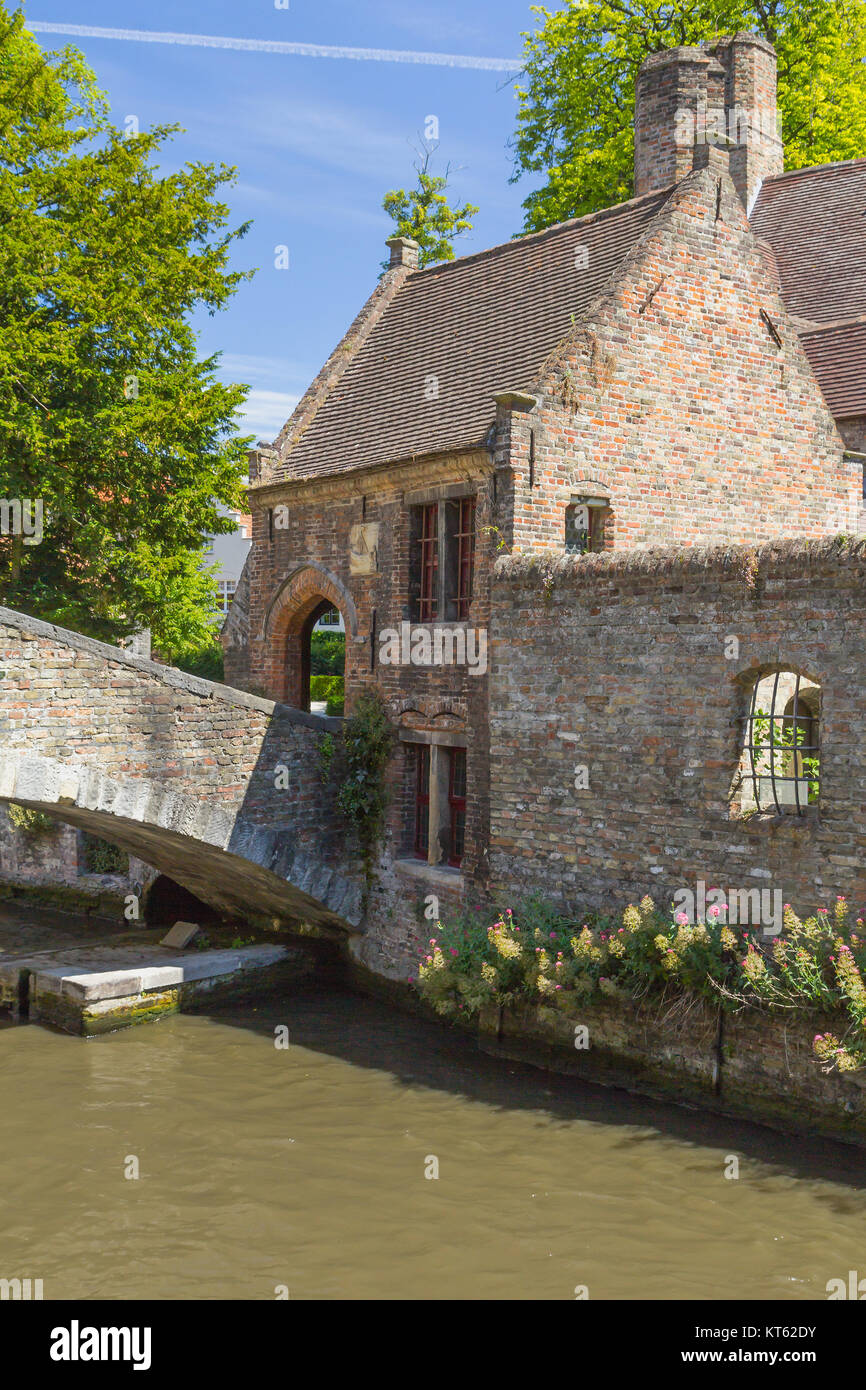 St bonifacius bridge hi-res stock photography and images - Alamy