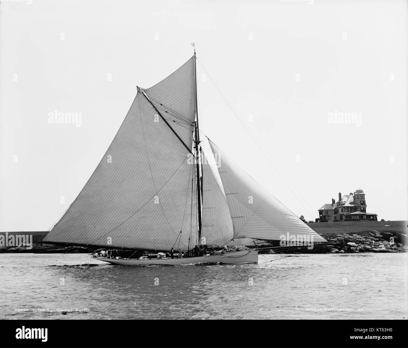 The Sloop Titania-17 is a maritime vessel known for its design and ...