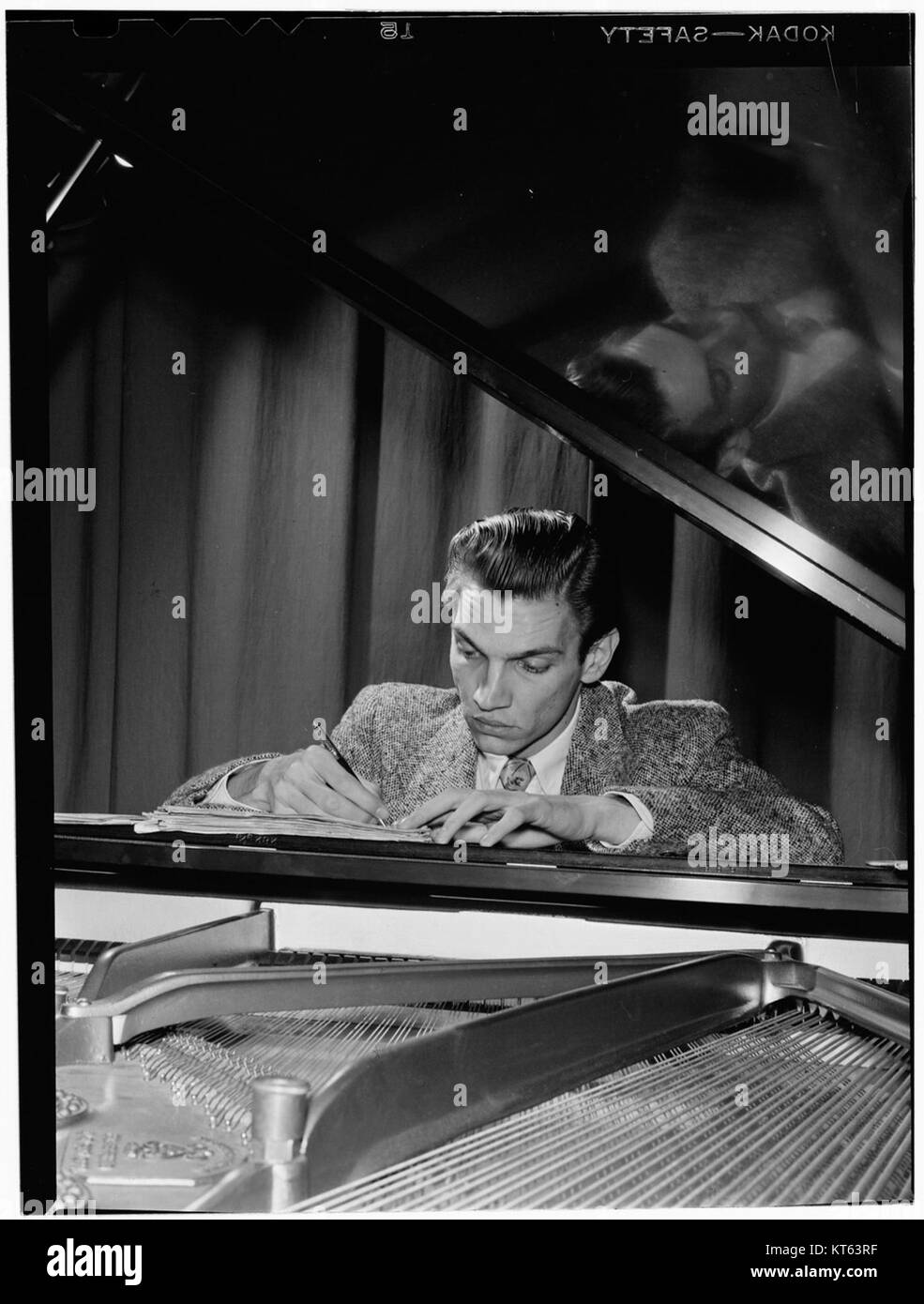 Bob graettinger Black and White Stock Photos & Images - Alamy