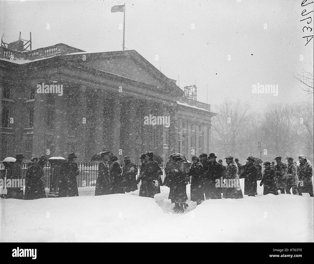 Snowfall in Washington, D.C., covers streets and landmarks, creating a ...