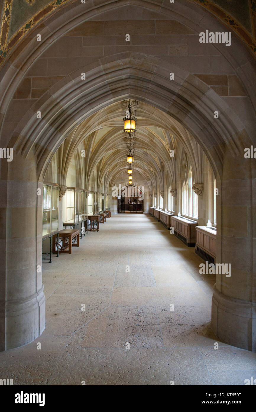 Sterling Library's cloister at Yale University is an architectural ...