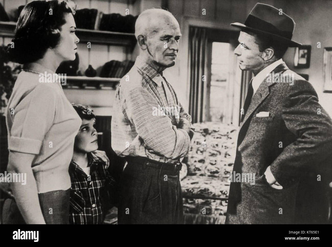 Scenes from movie 1950s hi-res stock photography and images - Alamy