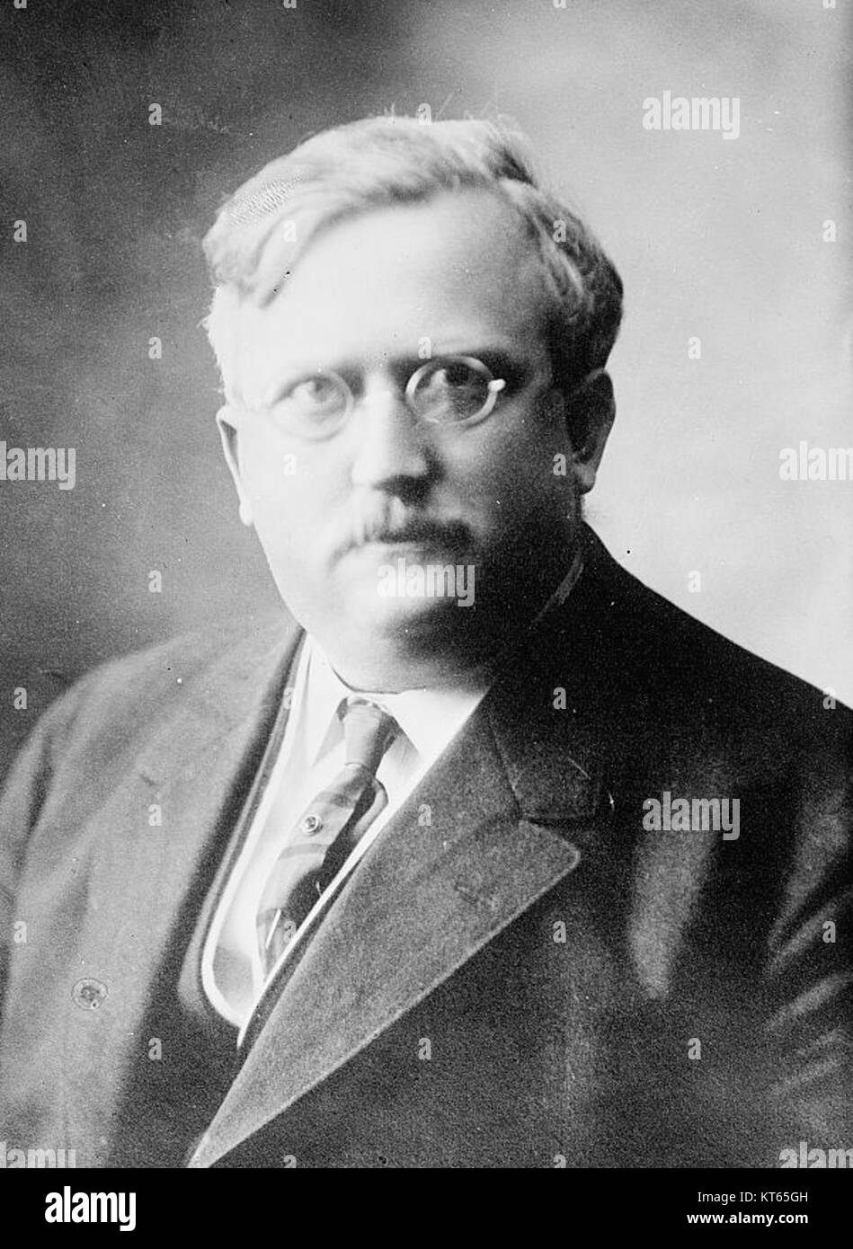 Mark sullivan hi-res stock photography and images - Alamy