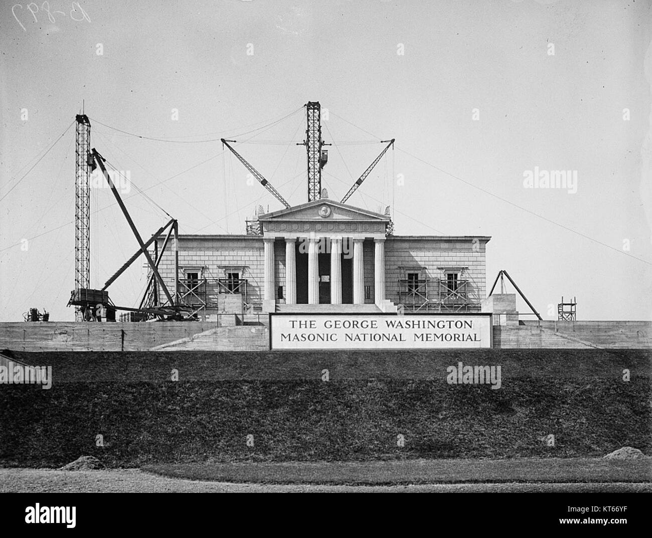 George washington masonic memorial in Black and White Stock Photos ...