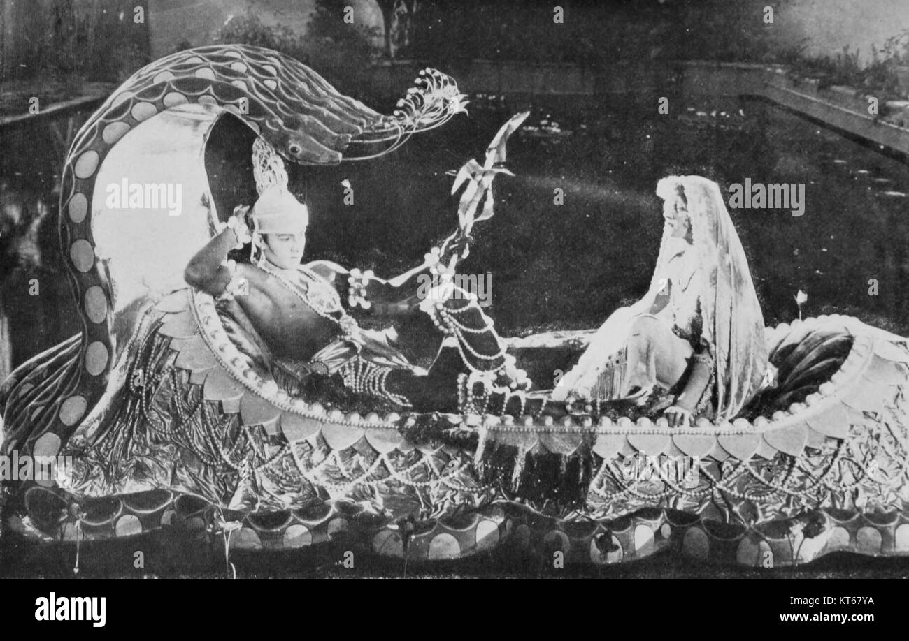 1922 in silent film young hi-res stock photography and images - Alamy