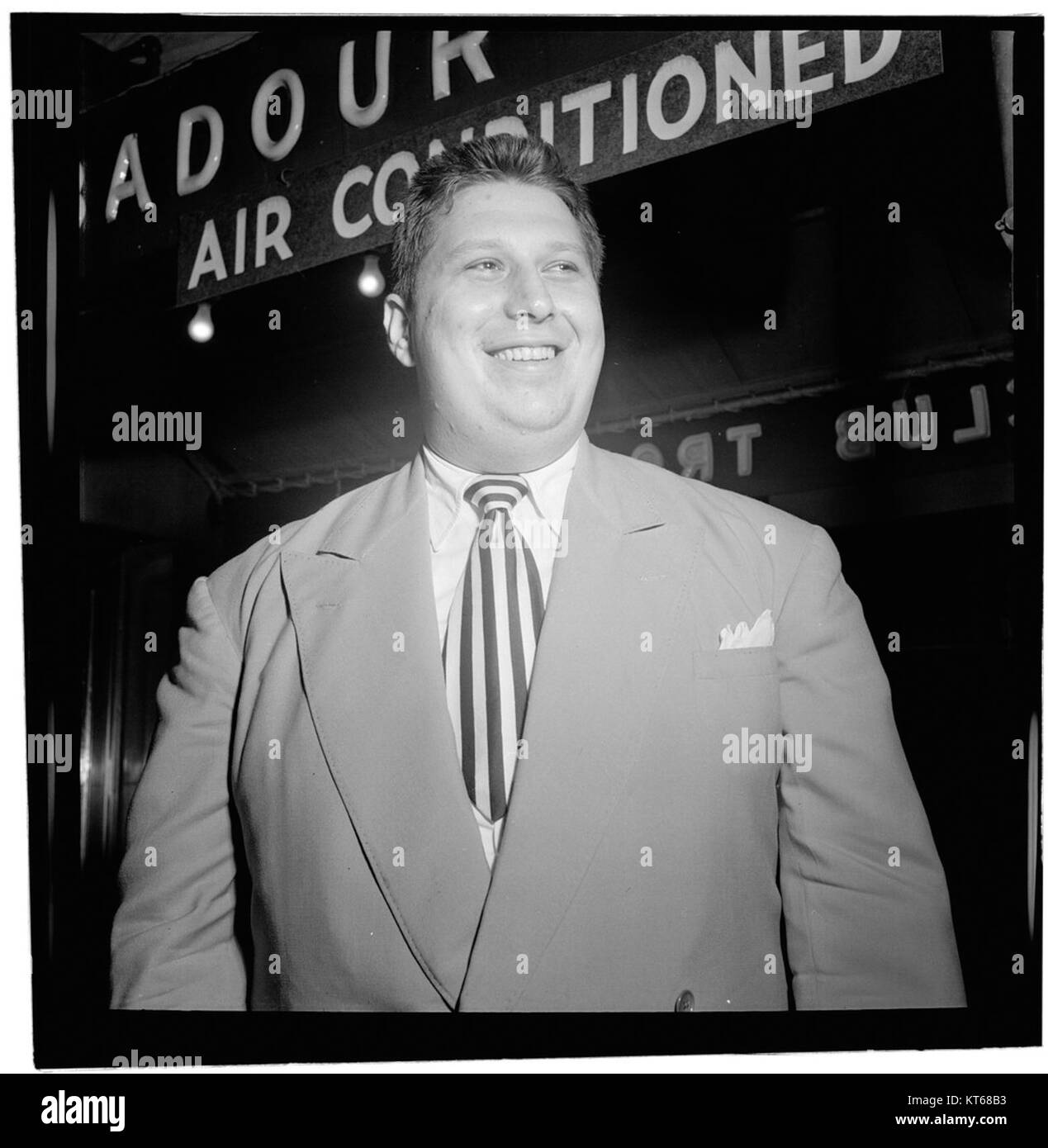 William kahn hi-res stock photography and images - Alamy