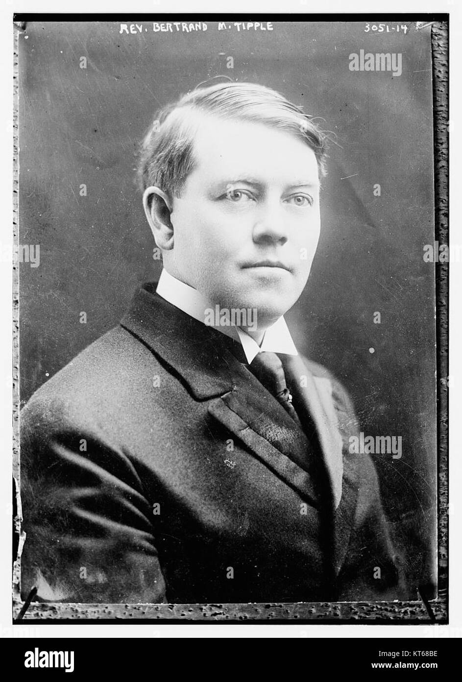Photograph of a tipple, a structure used in mining to load and unload ...