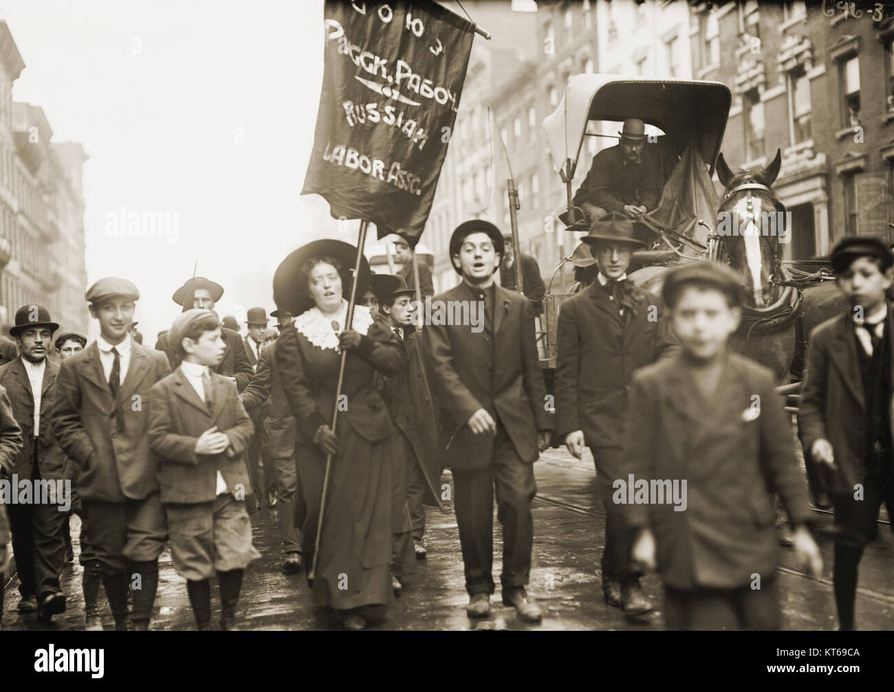 Russian workers hi-res stock photography and images - Alamy