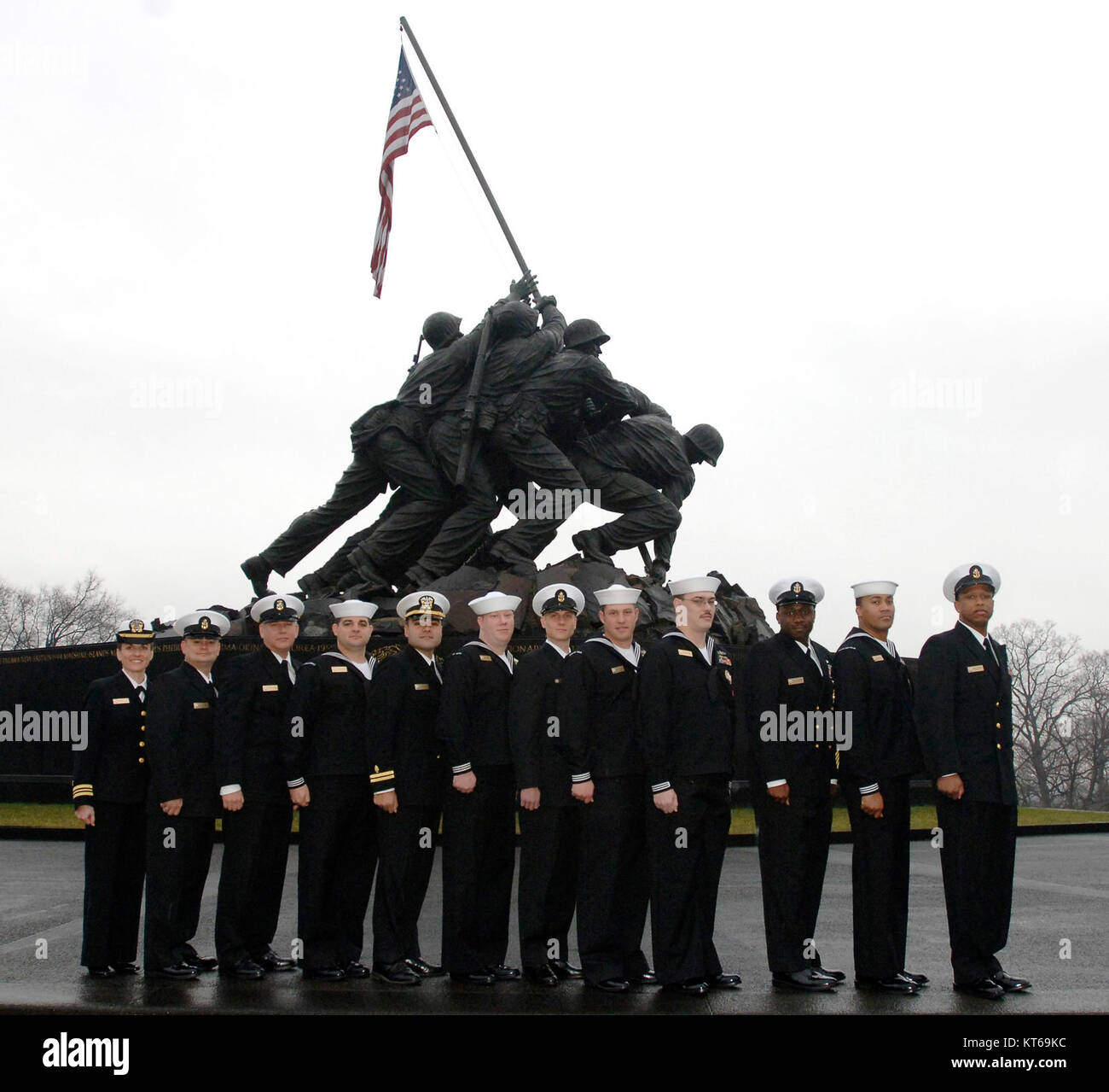 Navy recruiting hi-res stock photography and images - Alamy