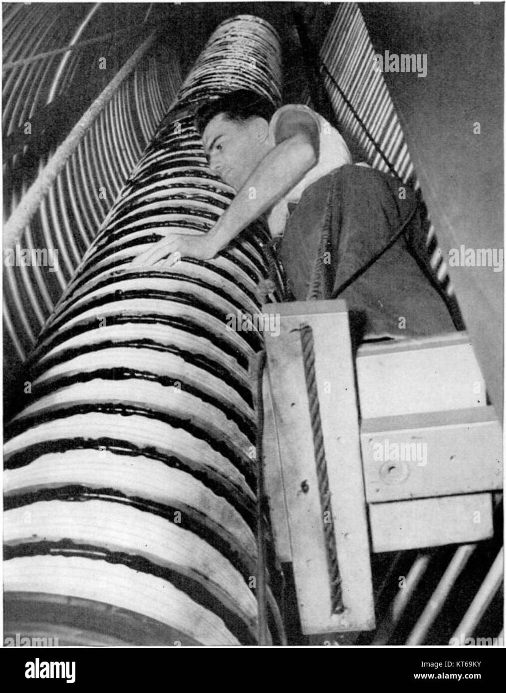 The University of Pennsylvania's accelerator beam tube, developed in ...