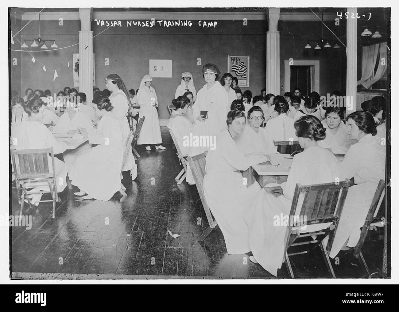 Camp nurses hi-res stock photography and images - Alamy