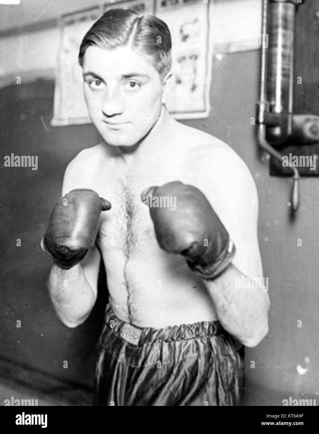 Vince dundee hi-res stock photography and images - Alamy