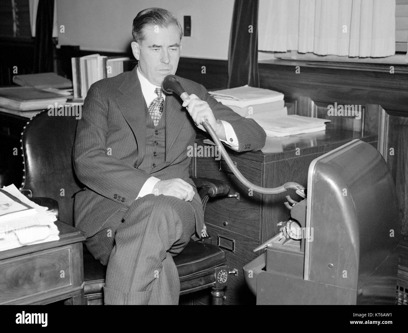 Vintage dictaphone hi-res stock photography and images - Alamy