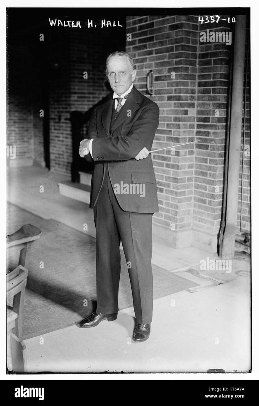 Walter H. Hall (22364018843 Stock Photo - Alamy