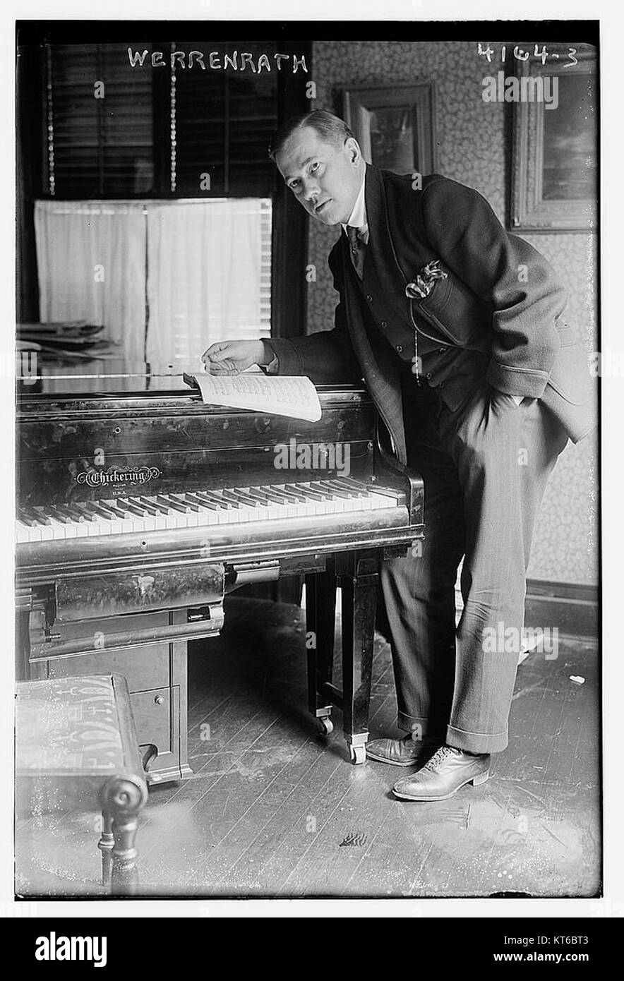 American baritone Black and White Stock Photos & Images - Alamy