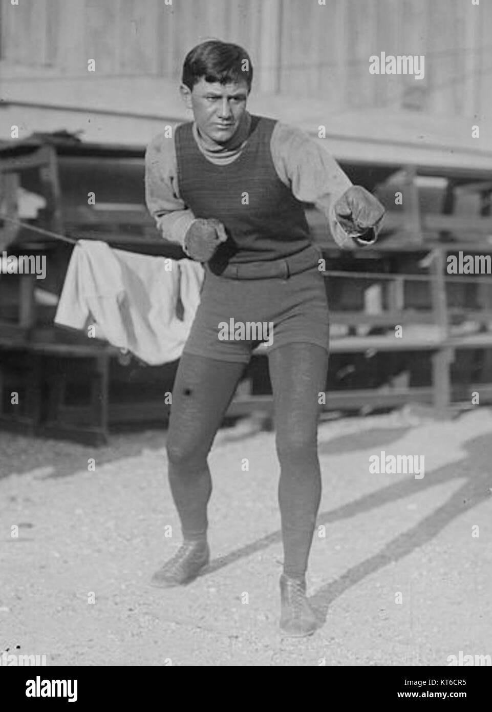 Willie Ritchie was a prominent American boxer, known for his ...