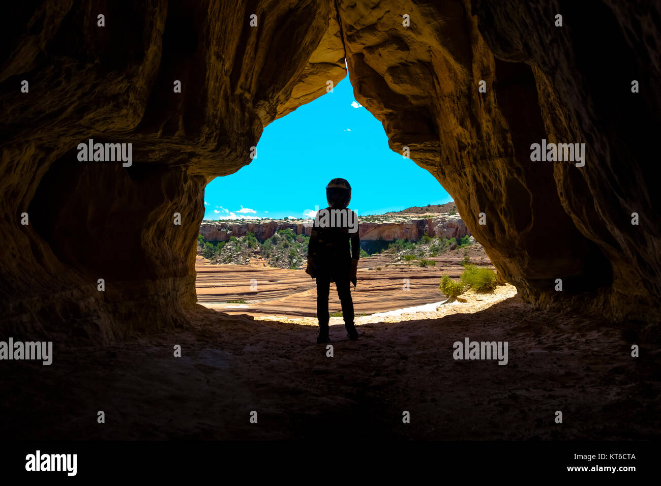 Caver woman spelunking hi-res stock photography and images - Alamy