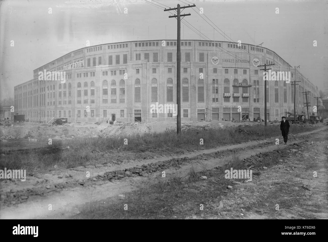 Yankee Stadium's exterior is an iconic architectural feature of the New ...