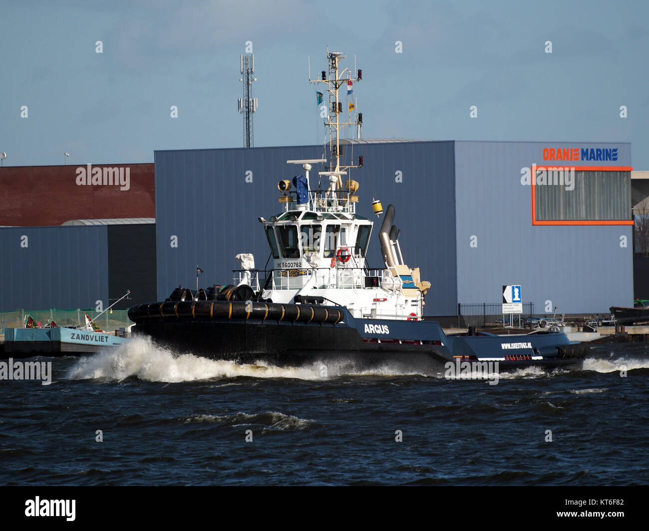 The Argus is a tugboat with IMO number 9600762, operating in the ...