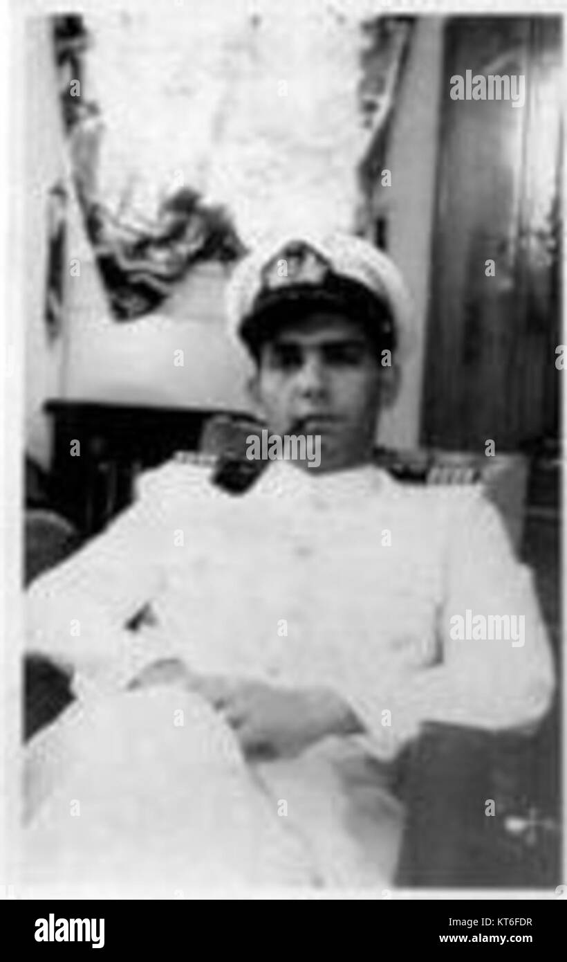 Arielcapt, an iconic motorcycle from the 1960s, showcases the style and ...