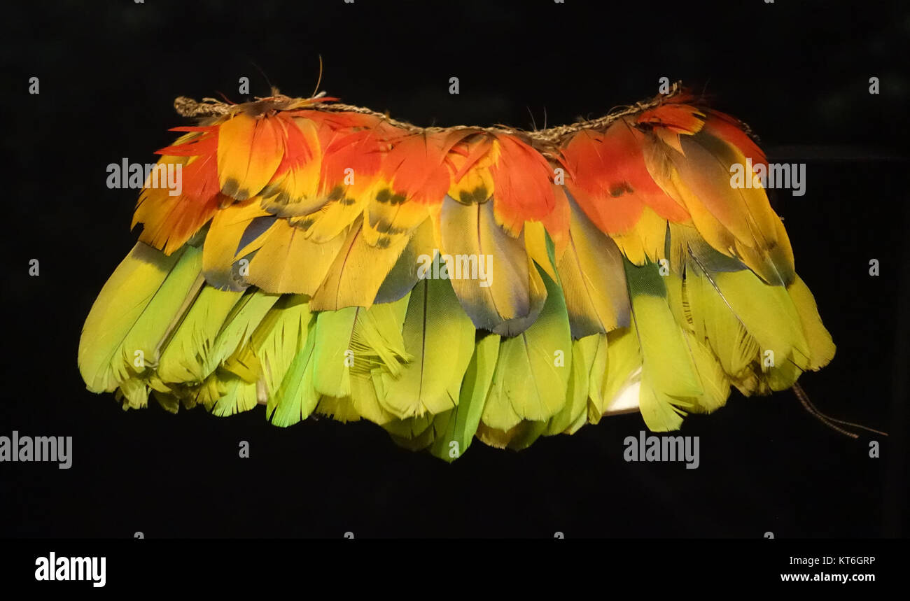 Amazon people craft hi-res stock photography and images - Alamy