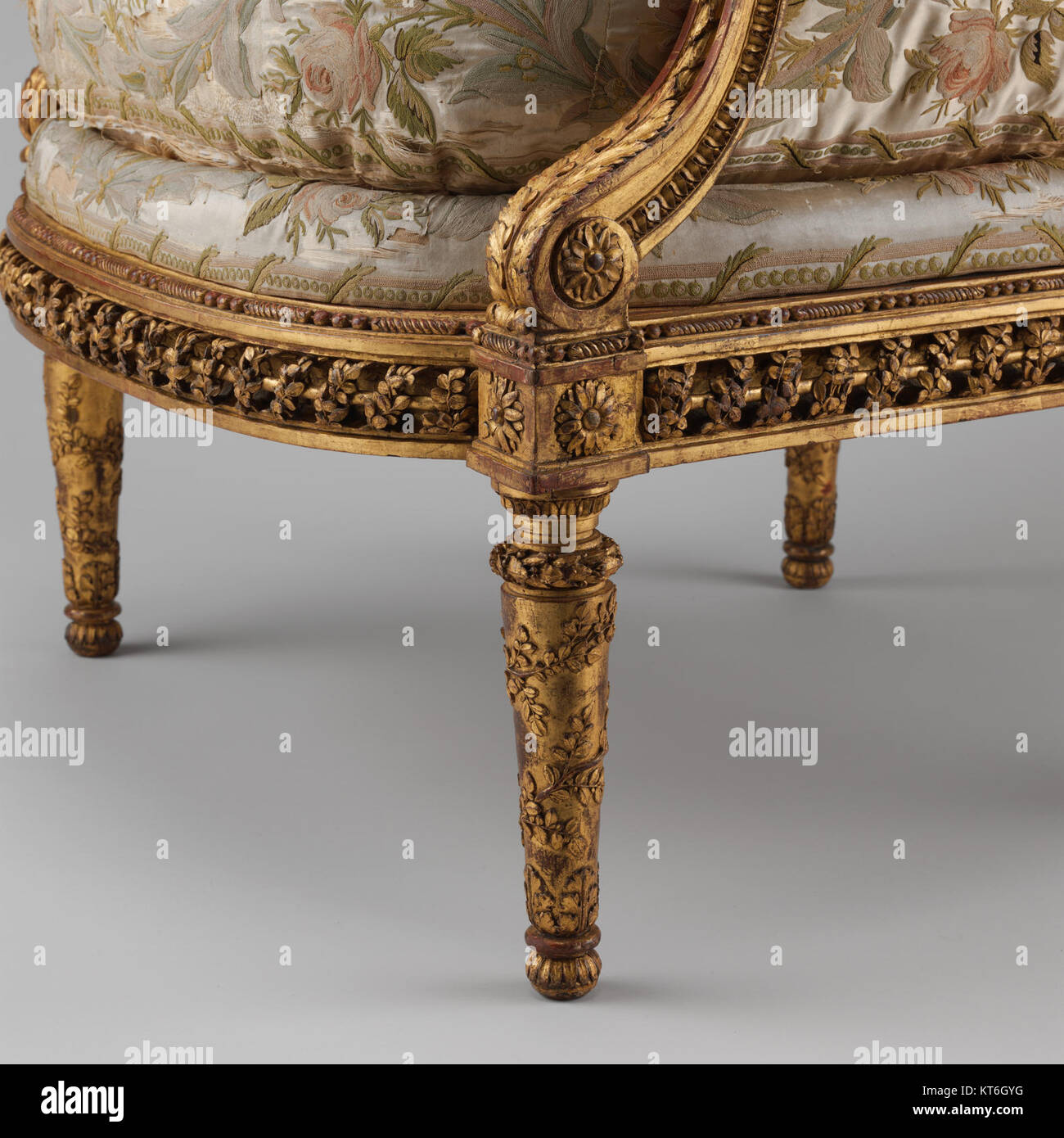 This armchair, one of a pair, known as *Fauteuil C3A0 la reine*, is an ...