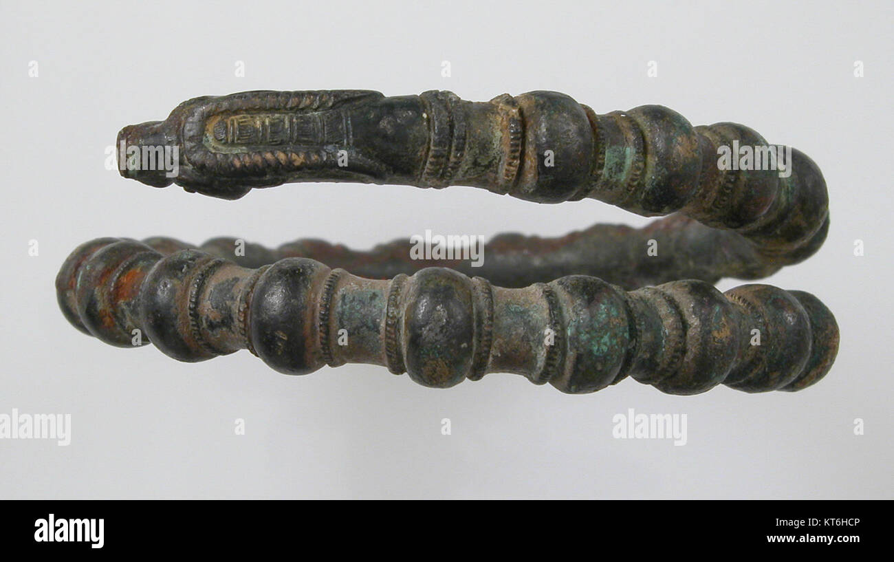 The armlet, from the MET collection, is an ancient piece of jewelry ...