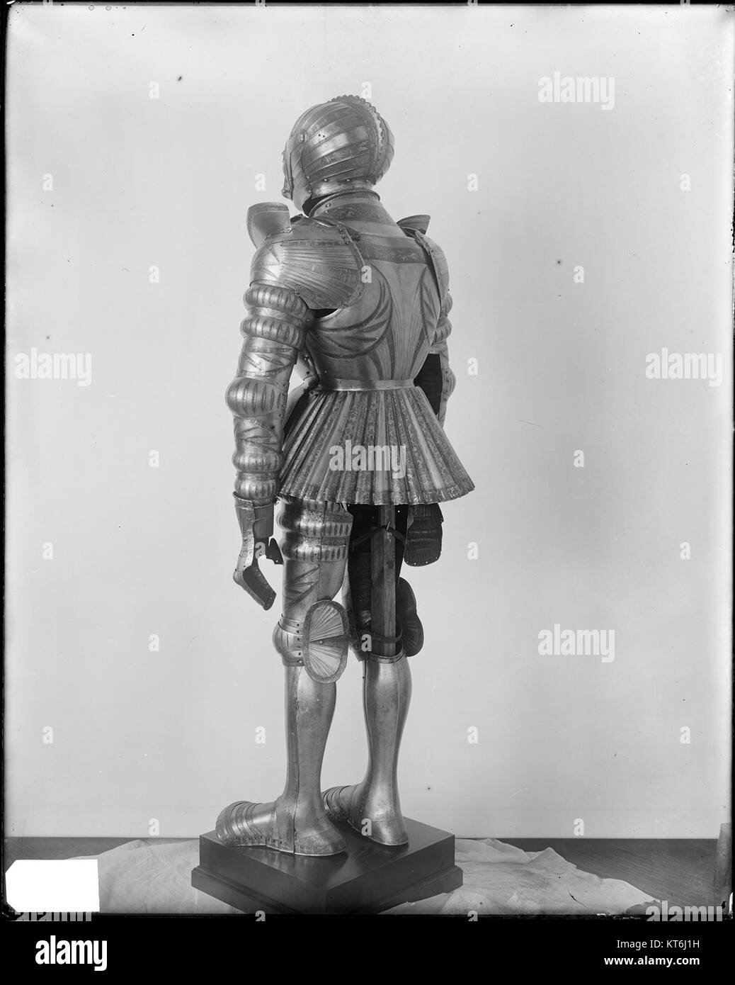 Ancient weaponry and armor Black and White Stock Photos & Images - Alamy