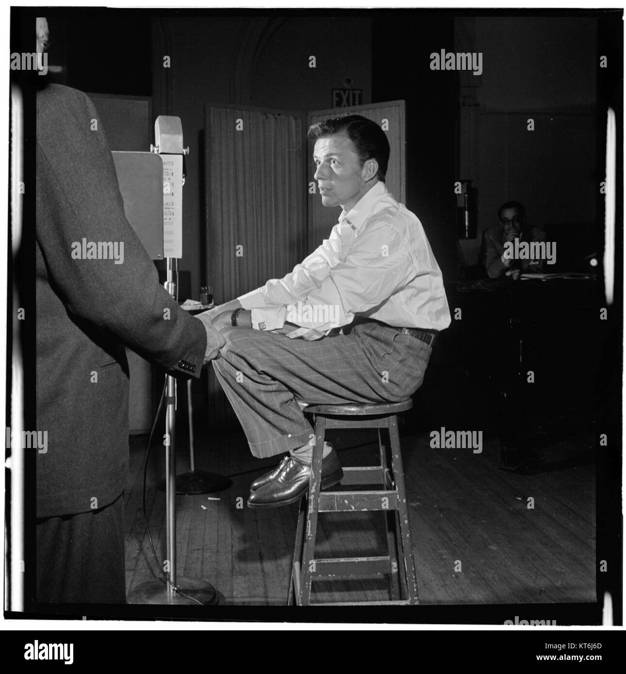 A portrait of Frank Sinatra taken in 1947 at Liederkrantz Hall in New ...
