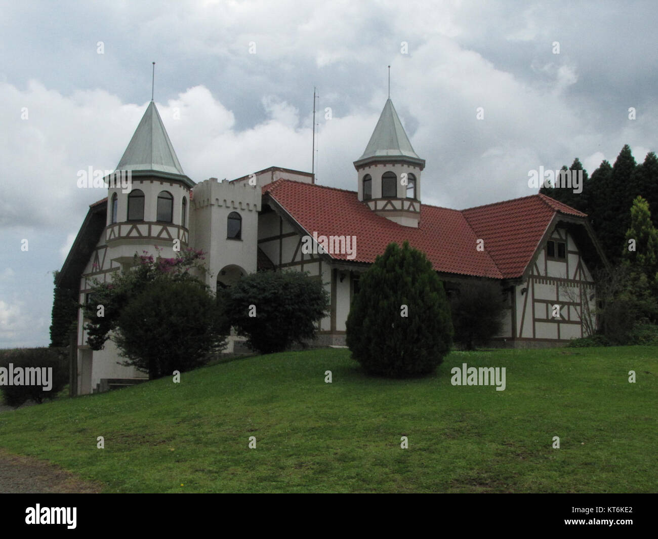 Typical elements hi-res stock photography and images - Alamy