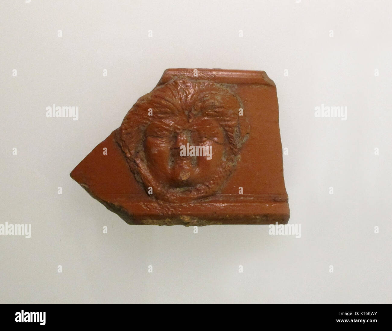 Roman pottery hi-res stock photography and images - Alamy