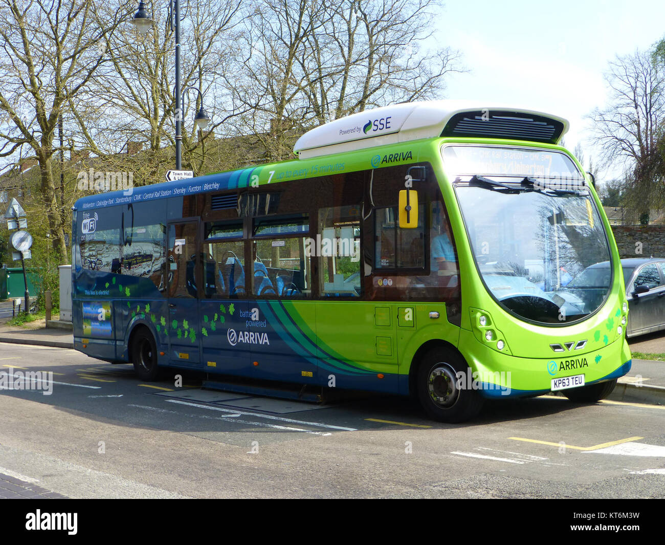 Photograph of an Arriva The Shires Wright StreetLite EV bus at ...