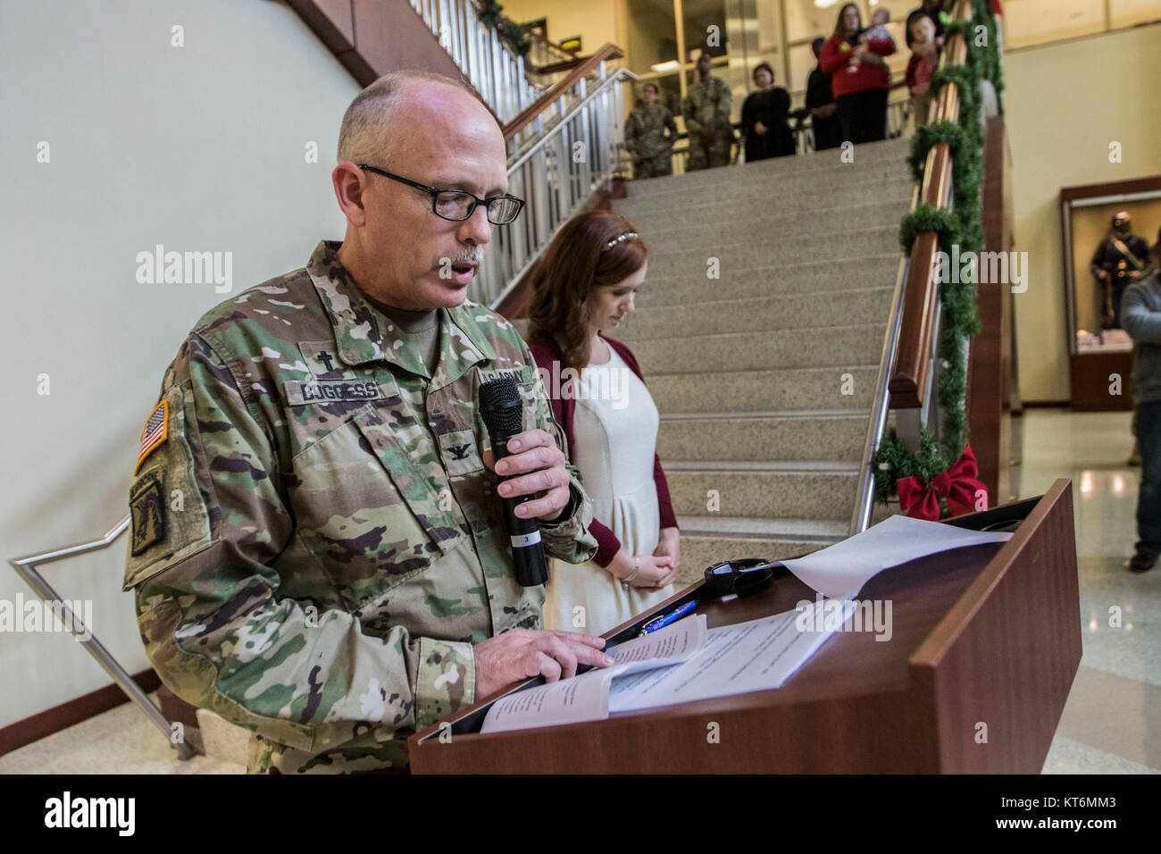Numerous soldiers and civilians gather together during the USARC Tree ...