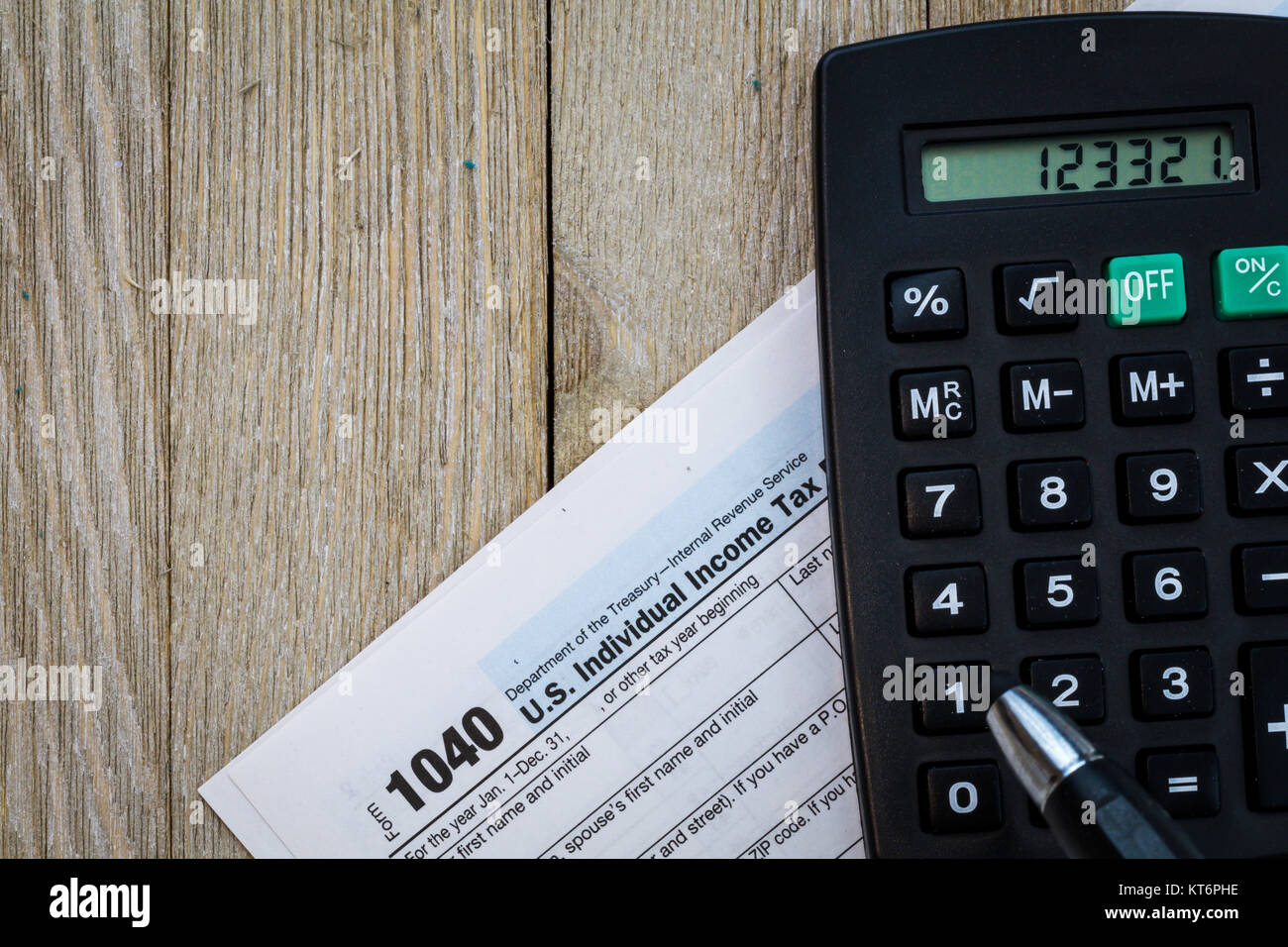 Document with tables hi-res stock photography and images - Alamy