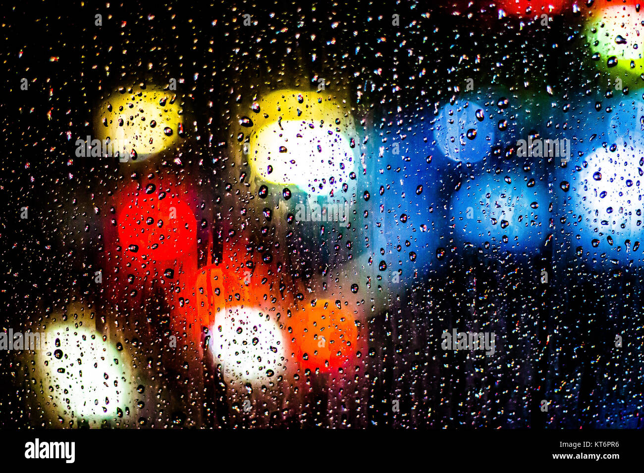 Decemberrain hi-res stock photography and images - Alamy