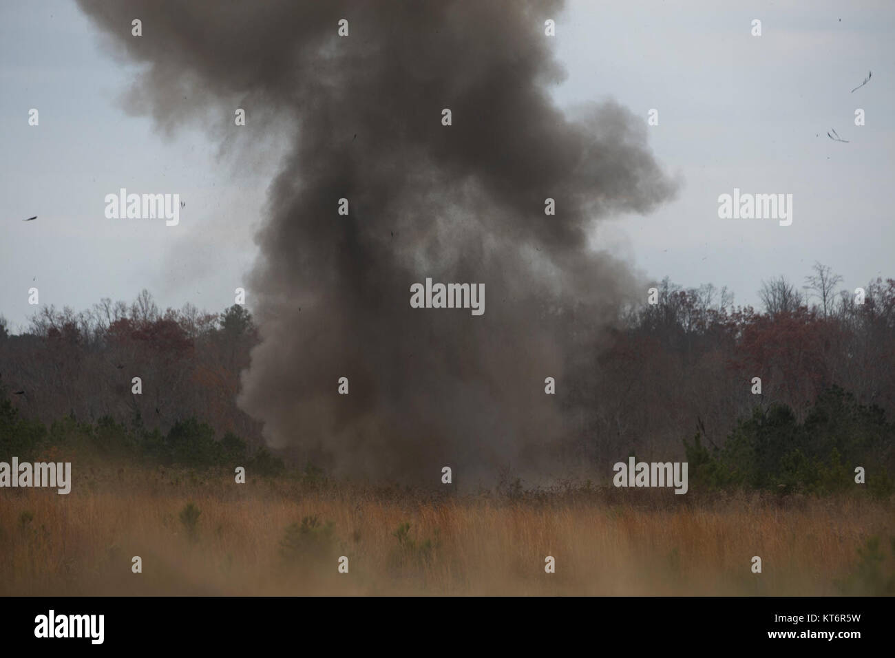 Field expedient bangalore hi-res stock photography and images - Alamy