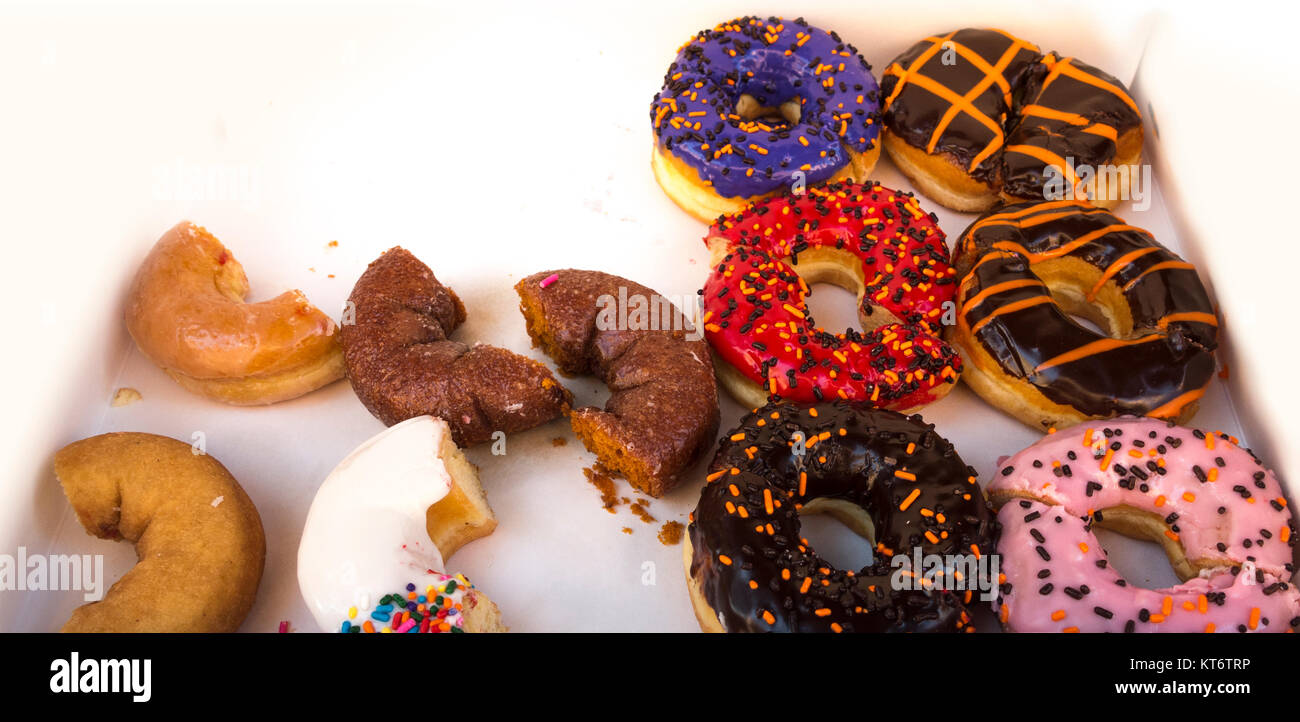 Full donuts hi-res stock photography and images - Alamy